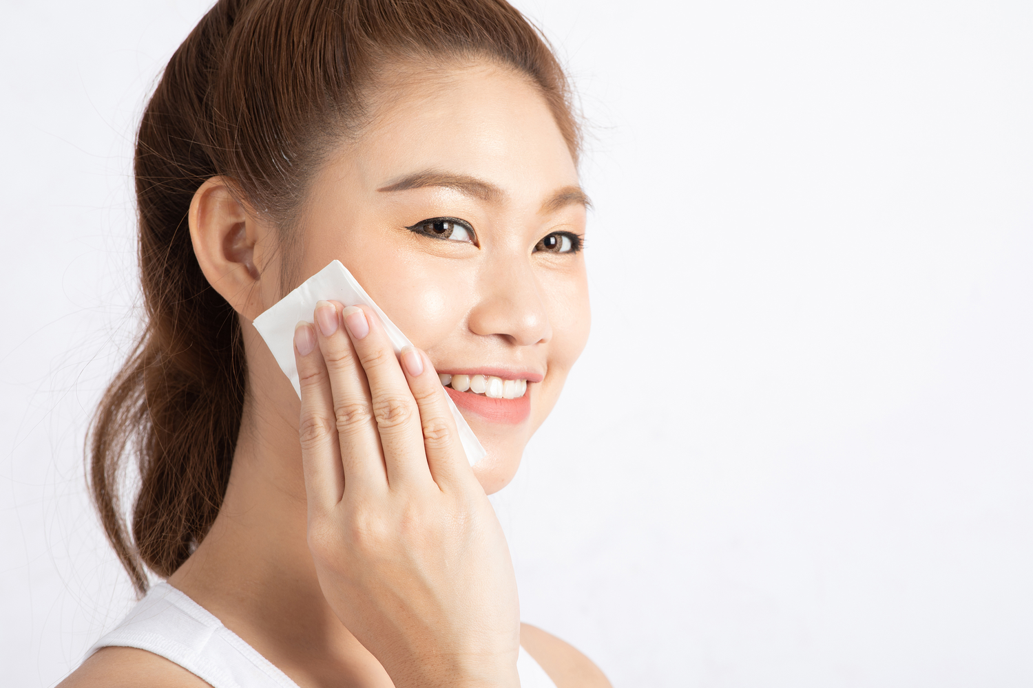 MAKE UP REMOVER – NuPoreBeauty